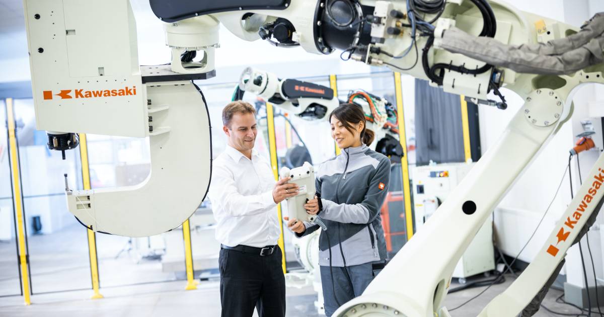 How to Start a Robotics Company